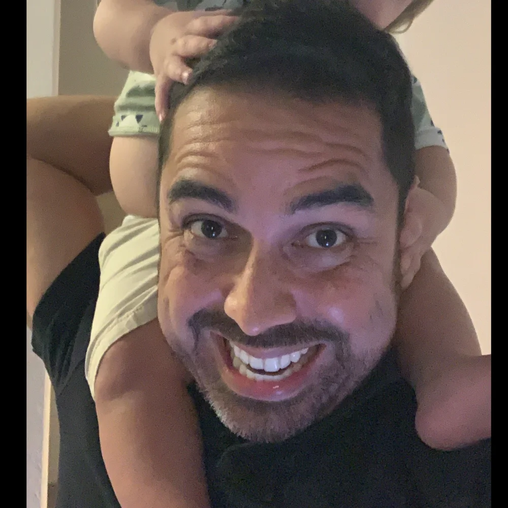 Carlos Landazabal in Hallandale Beach, FL // Tutors.com