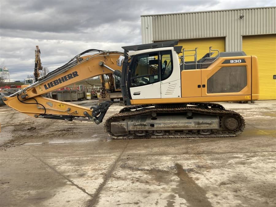 Liebherr R 930 Used machines Used Tracked Excavator