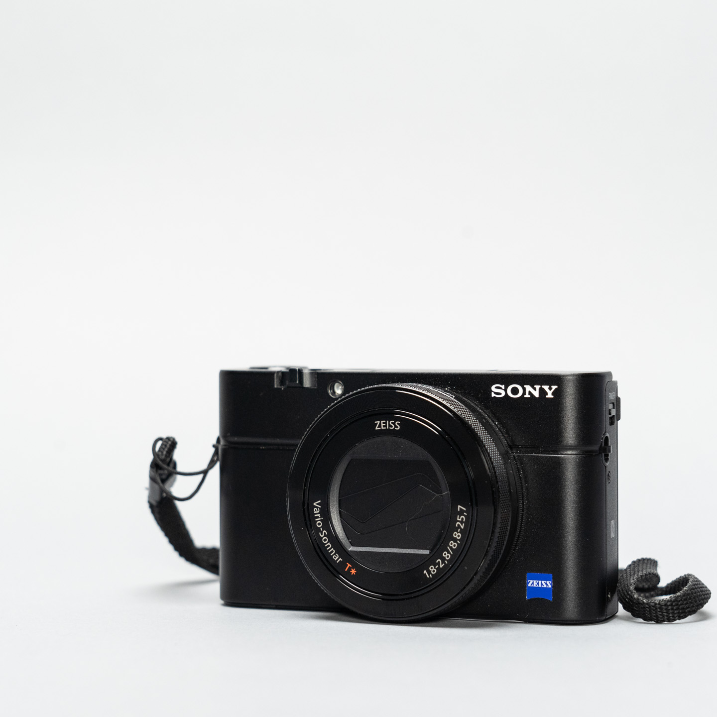 Used Sony RX100 IV RHQ1U | GearFocus.com
