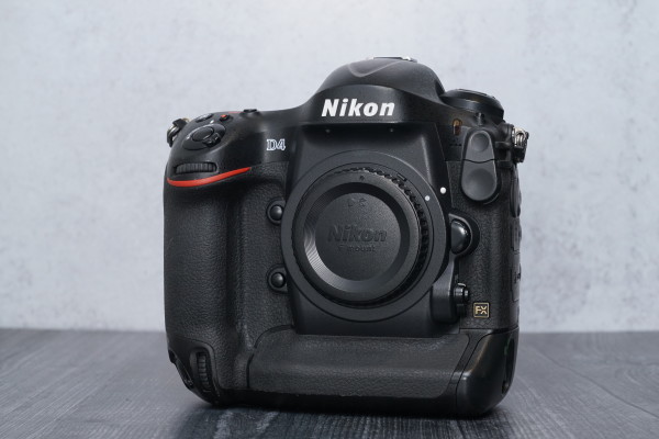 Used Nikon D4 Body w/ Charger From Focal Point Photography On Gear Focus