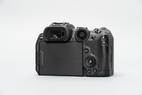 Used Canon EOS R7 Body w/Original Box | Canon | GearFocus