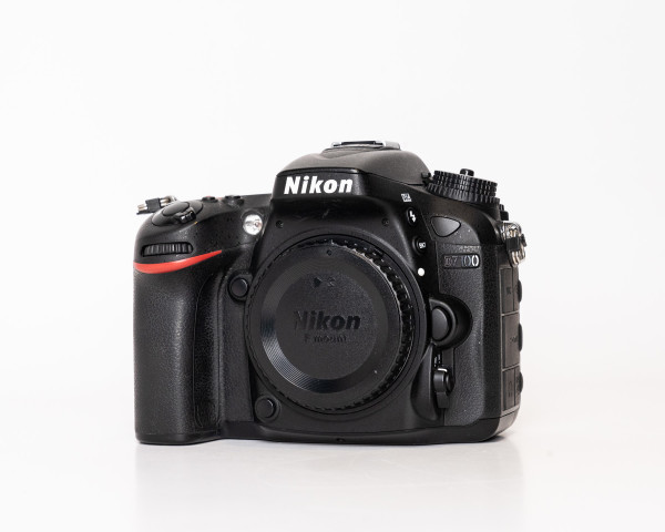 New & Used Digital SLR (DSLR) Cameras for Sale | Gear Focus