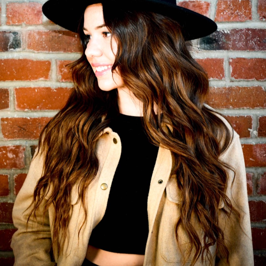 Linq - Stephanie Rhoades