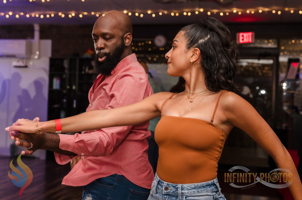 Linq - James LaSalle