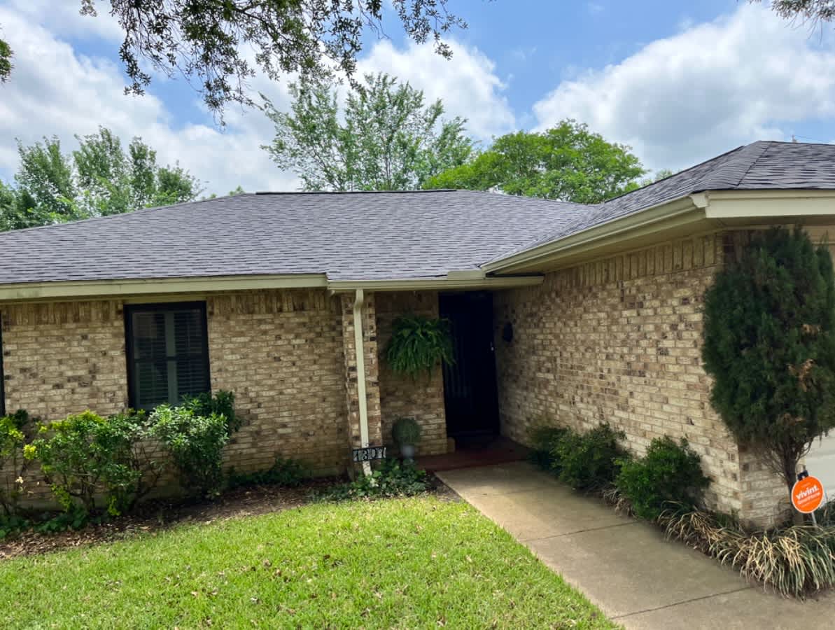 Linq - Oliver Clayton