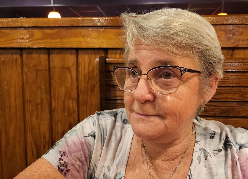 Linq - Elizabeth (Betsy)