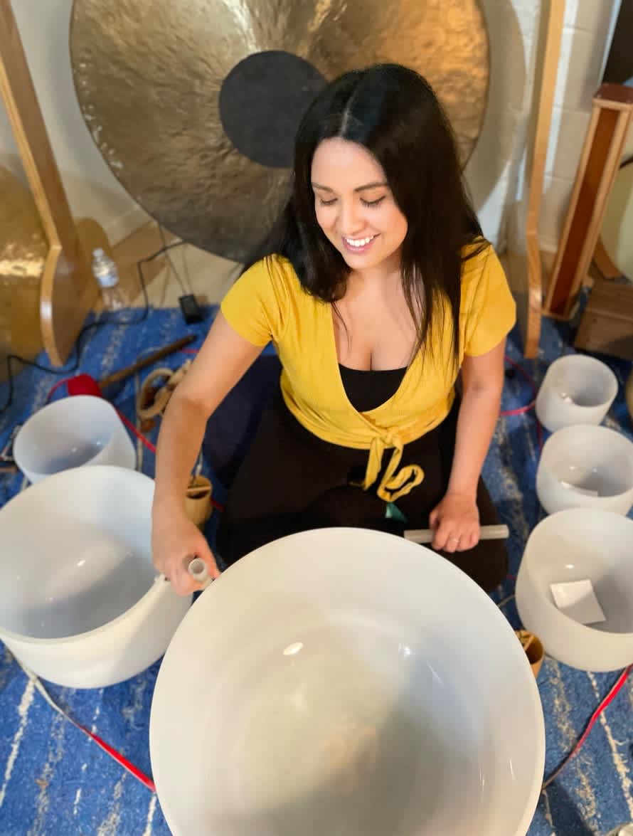 Linq - Angie 💟🎶🎧