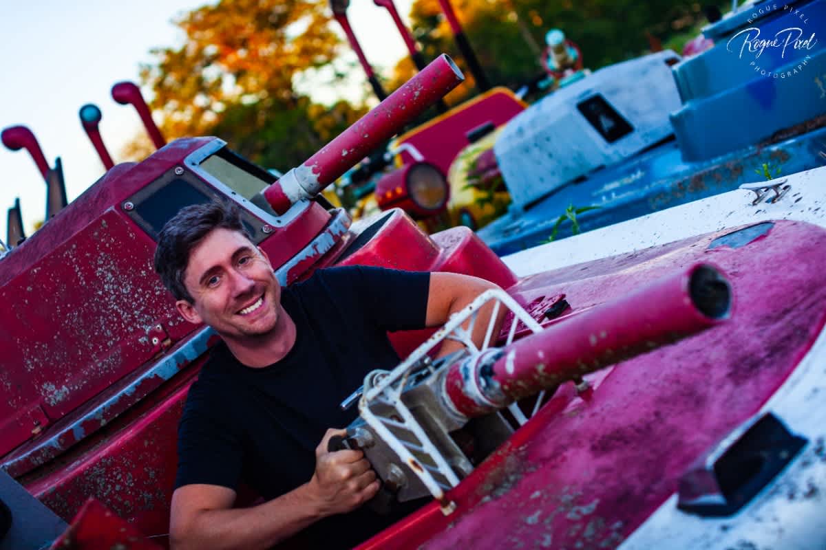 Linq - Mark Crawford