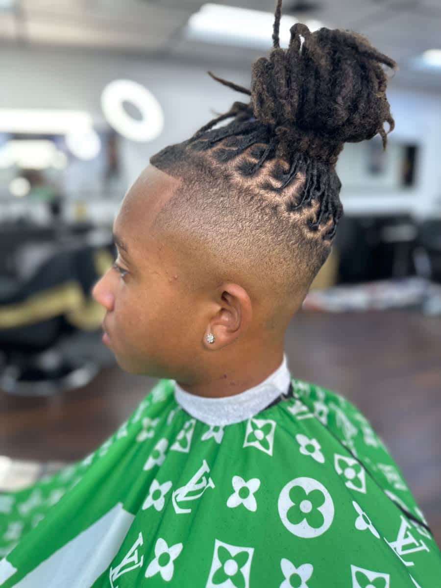 Linq - Jonathan Anderson