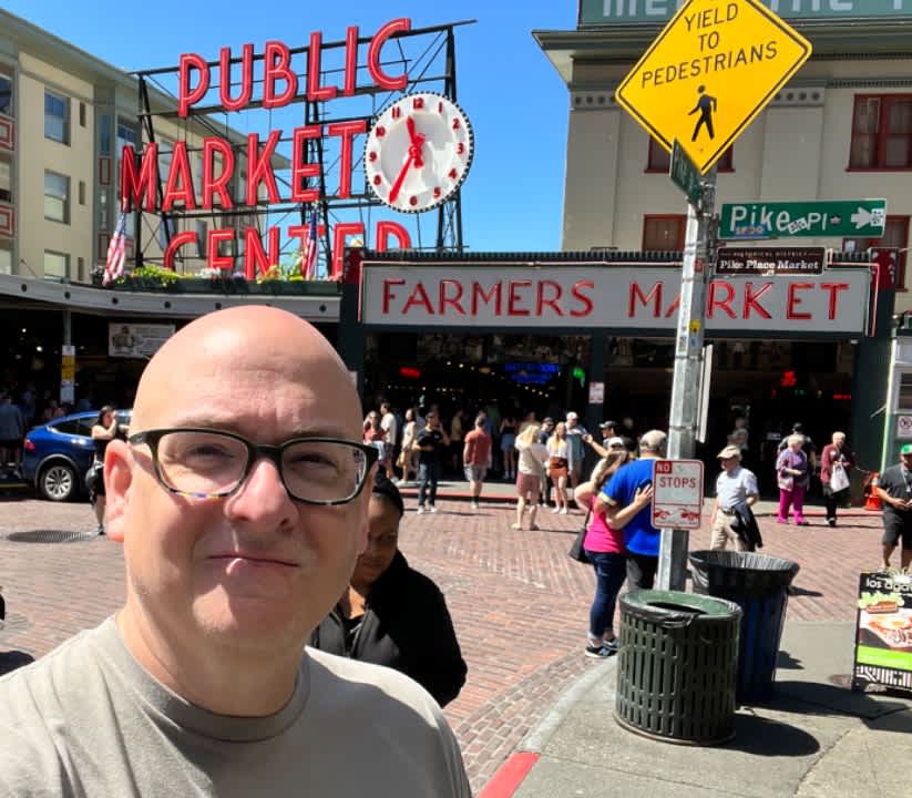 Linq - Mark Bradbourne