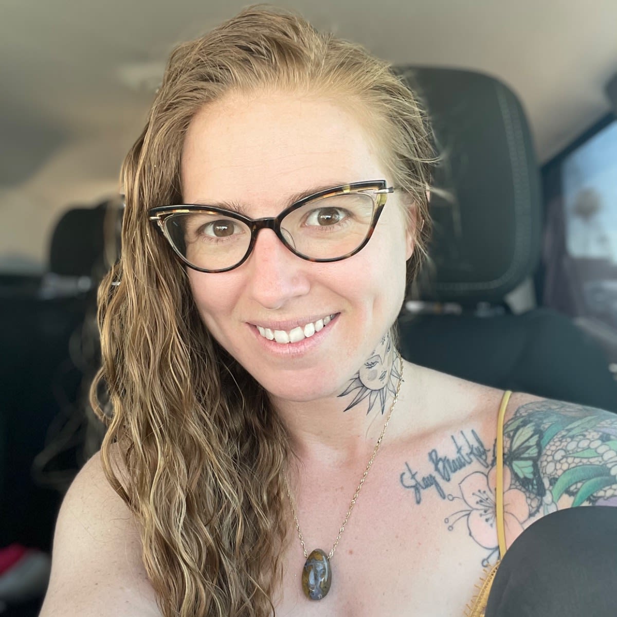 Linq - Danielle Miller