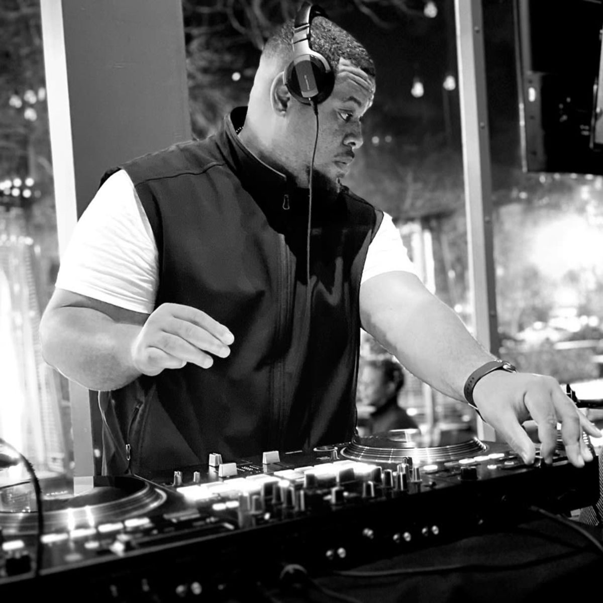 Linq - DJ Kabi (Bola)