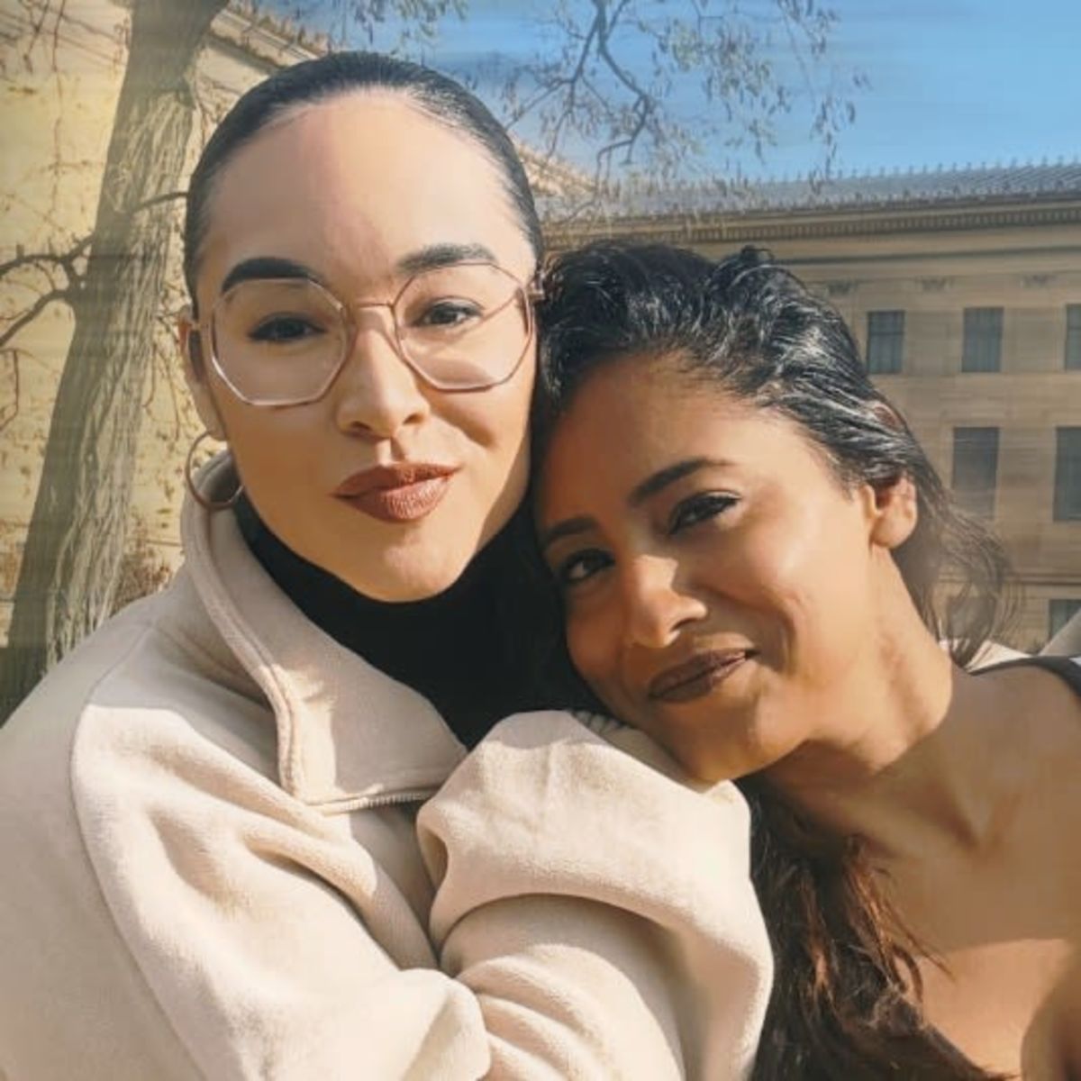 Linq - Alexus Encarnado and Jenny Abraham