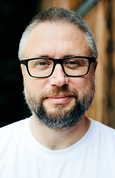Daniel Schulz | Hanser