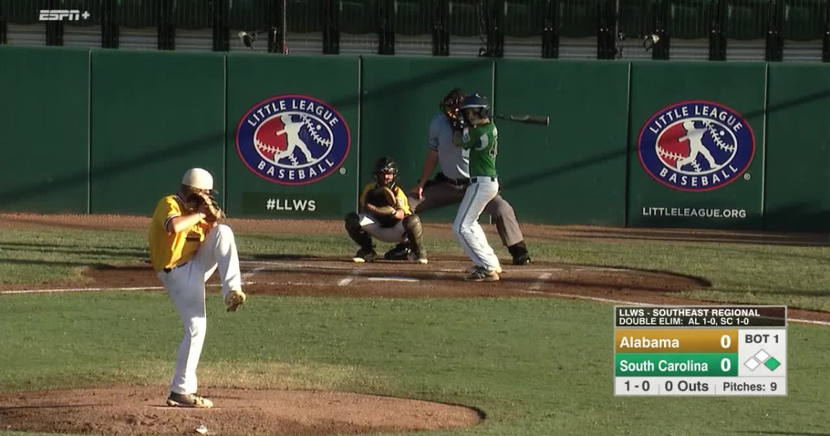 Landon Victorian's RBI Double - Little League