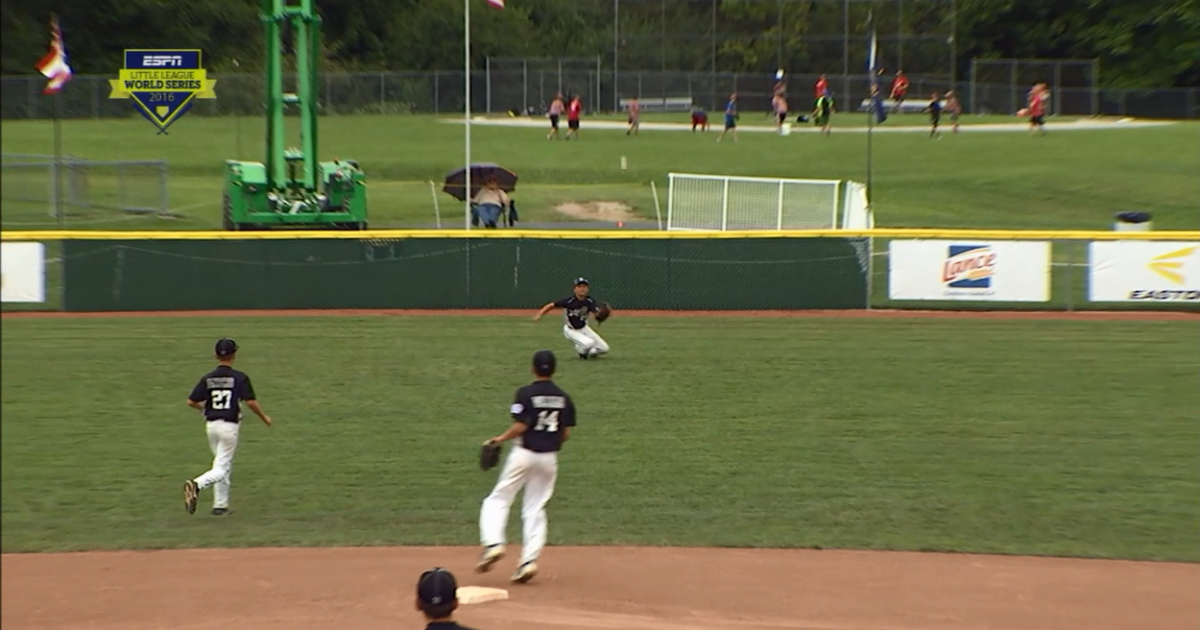 Jeremy Raio's Incredible Catch - Little League