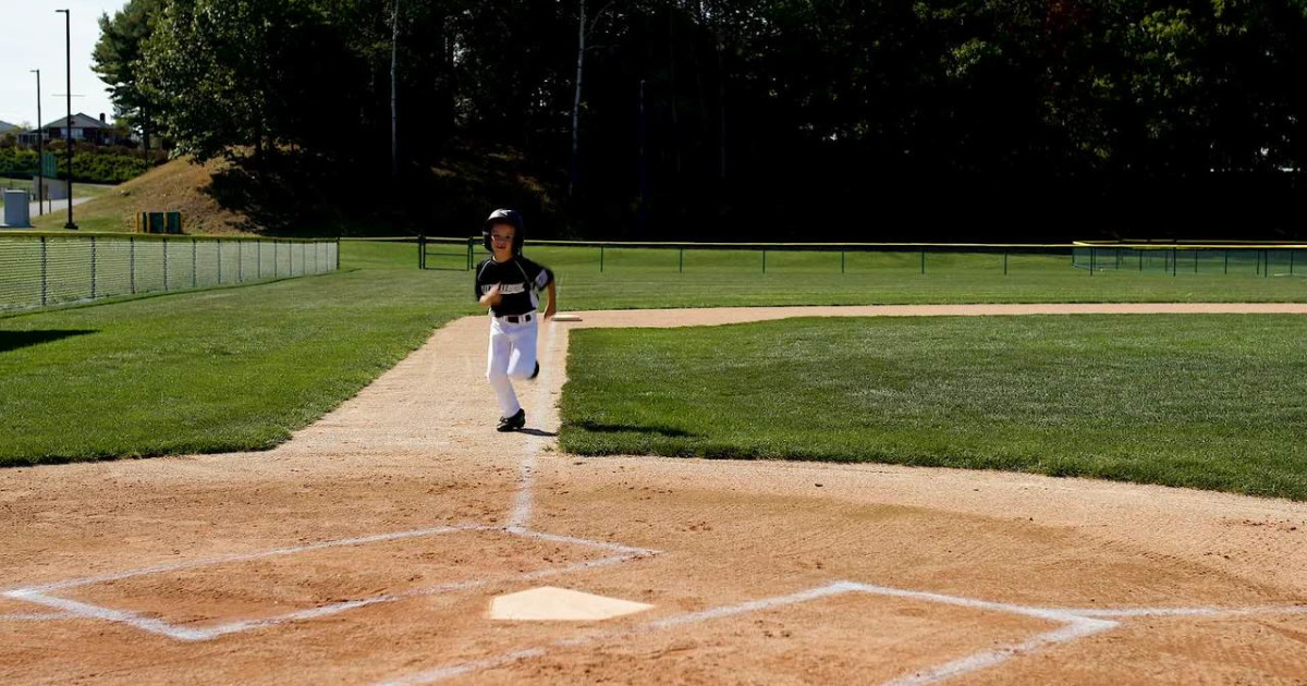 The Basics: Baserunning - Little League
