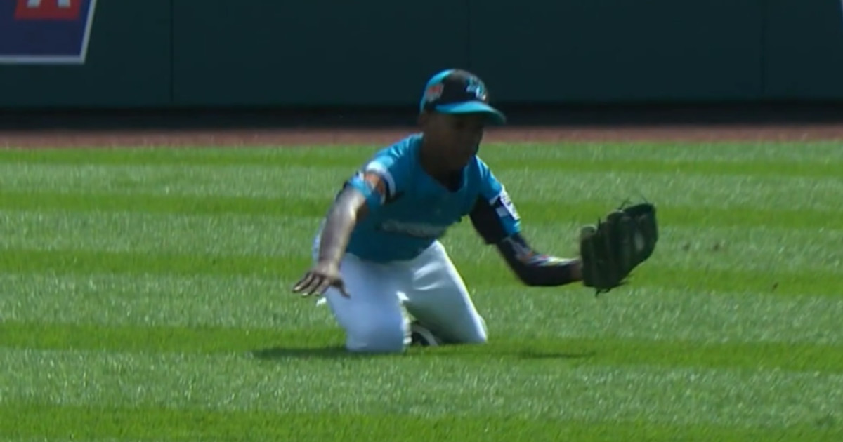 Nathan Castillo's Diving Catch - Little League