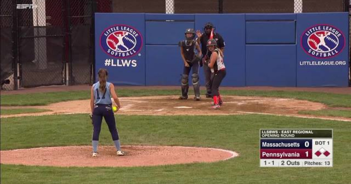 Sydney Huff's Run-Scoring Hit - Little League