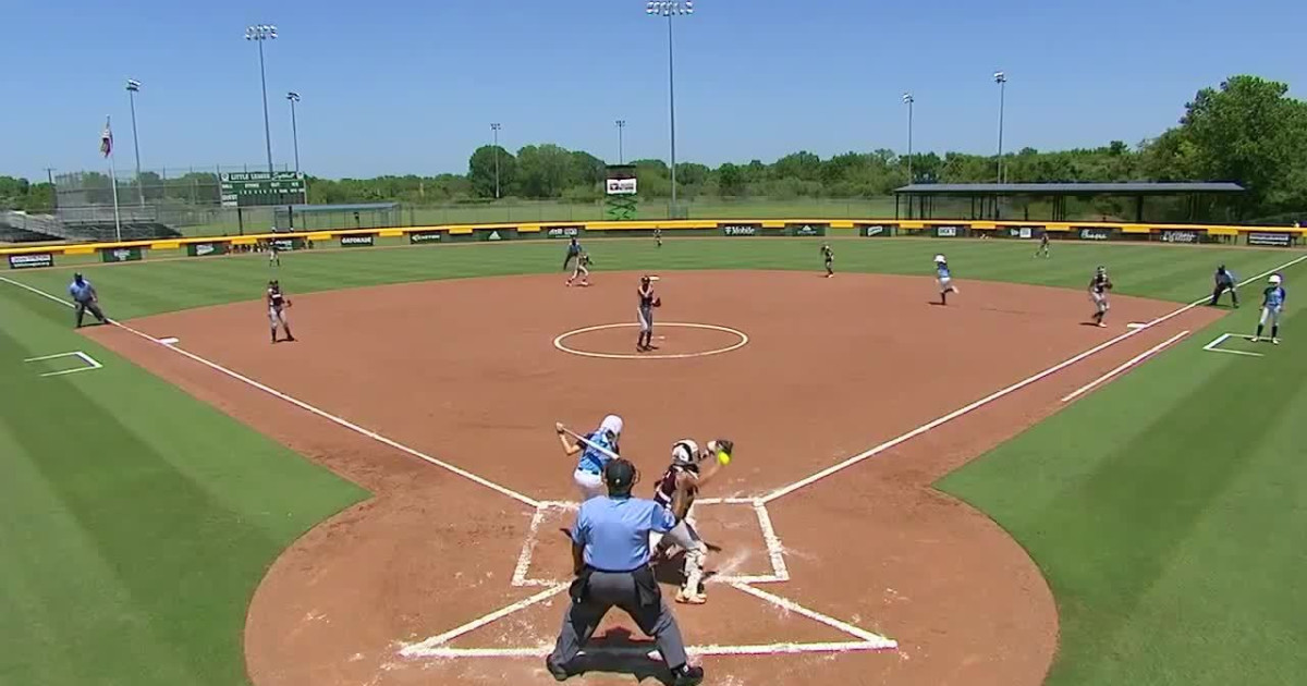 Raelynn Pena nabs Addyson Robin - Little League