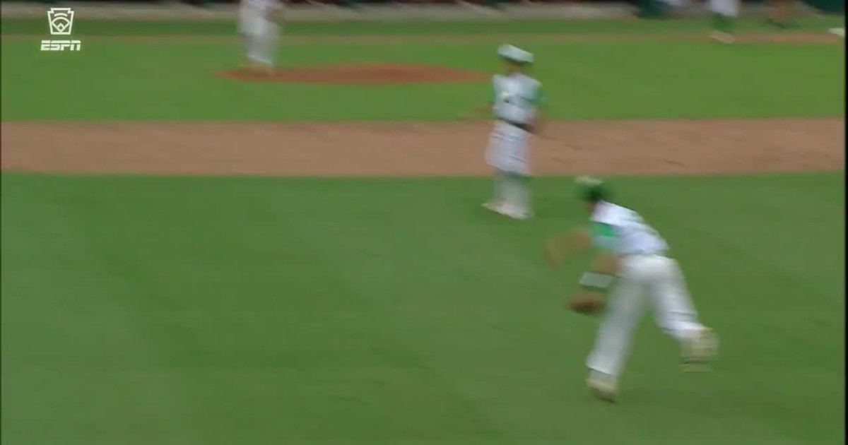 Luke Tyndall's assist from right field - Little League