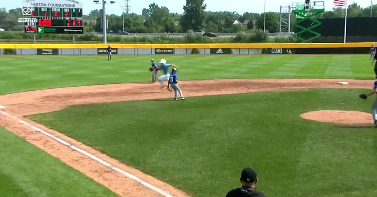 Justin Capps makes play at shortstop - Little League
