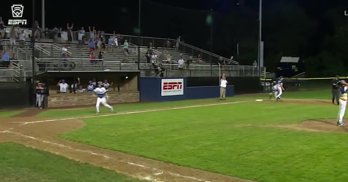 Carson Frazier's three-run double - Little League
