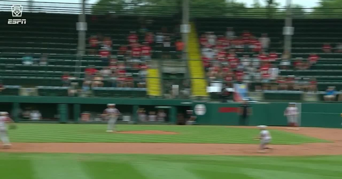 Kye Carlson's play at second - Little League