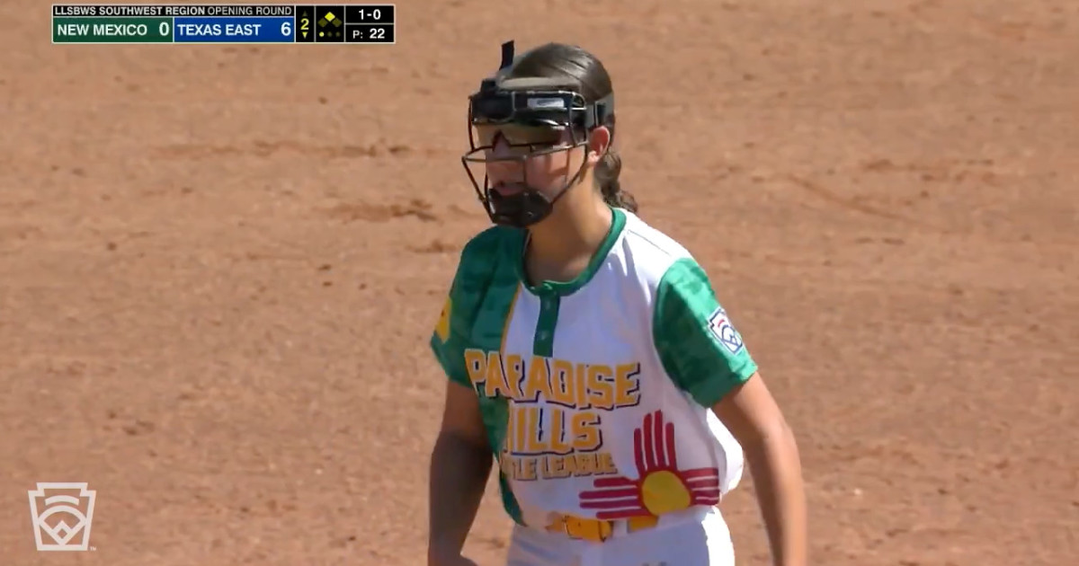 Ava Benavidez snags liner - Little League