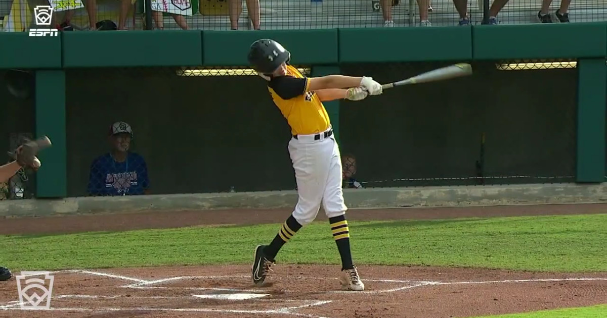 Tyson Sharpe's two-run double - Little League