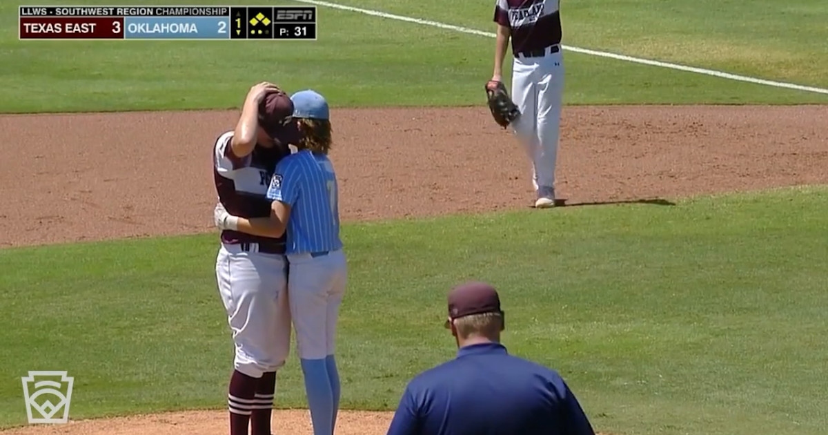 Great display of sportsmanship - Little League