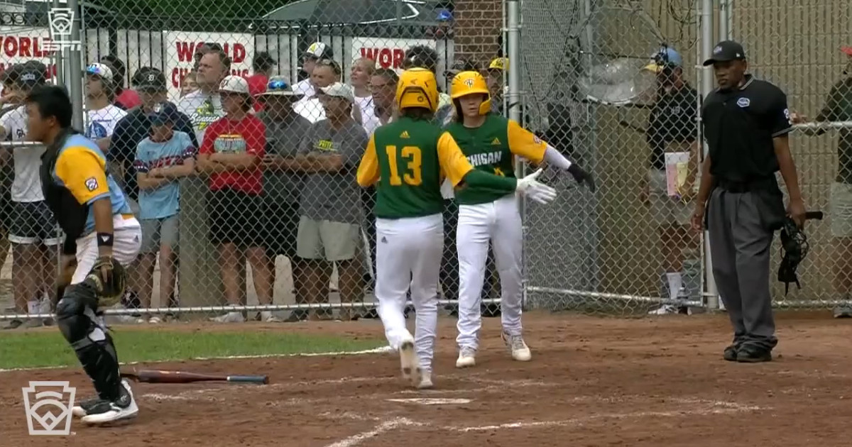 Thorning's game-tying double - Little League Thorning's game-tying double - Little League