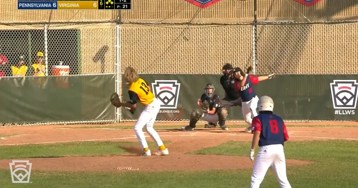 Blake Walker's go-ahead double - Little League