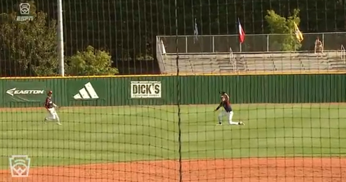 Carter Gill makes diving play in center - Little League