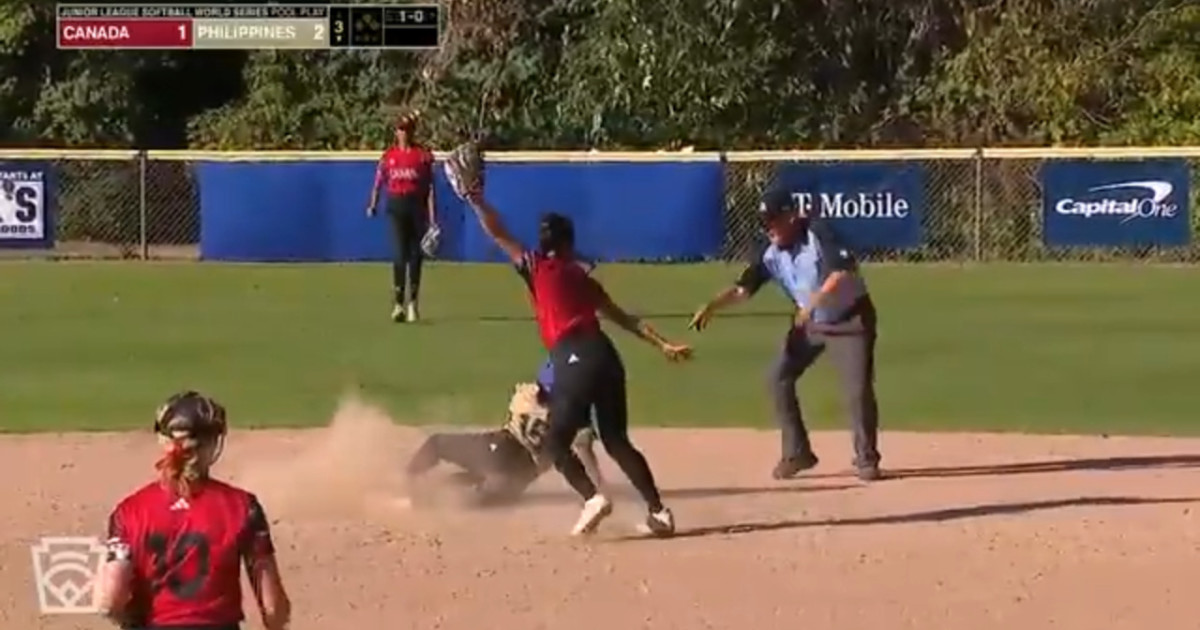 Ella Harris makes two nice plays - Little League