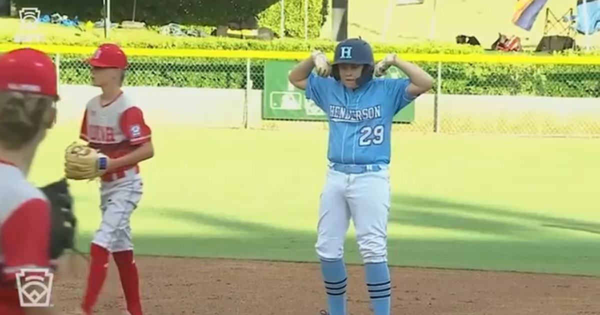 Logan Levasseur's double and dance - Little League