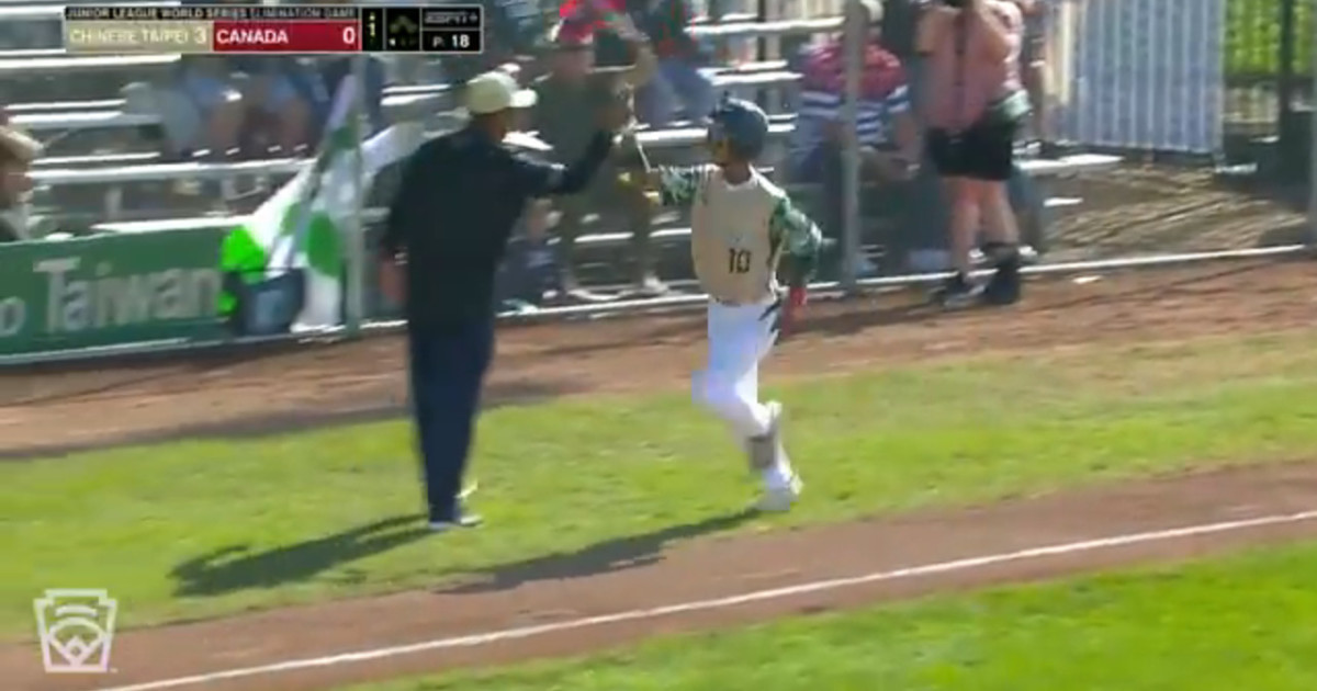 Po-Cheng Wu's three-run homer - Little League