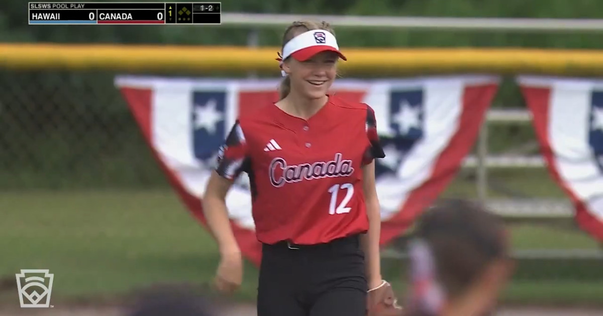 Lauren Lines' diving play - Little League