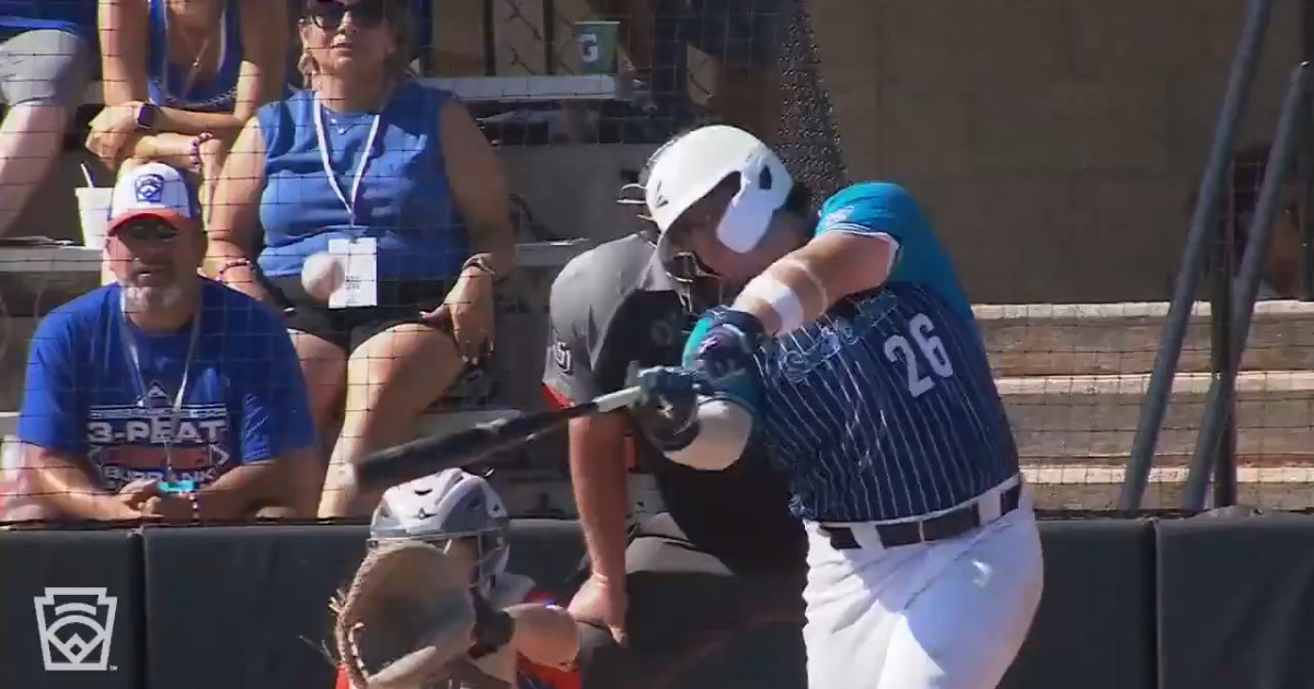 Collin Phillips' two-run double - Little League