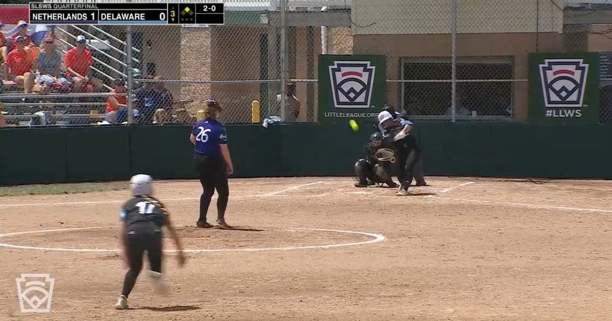 Ryleigh Smith's RBI double - Little League