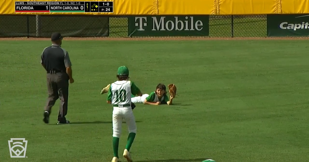 Jackson Jabs' incredible catch - Little League