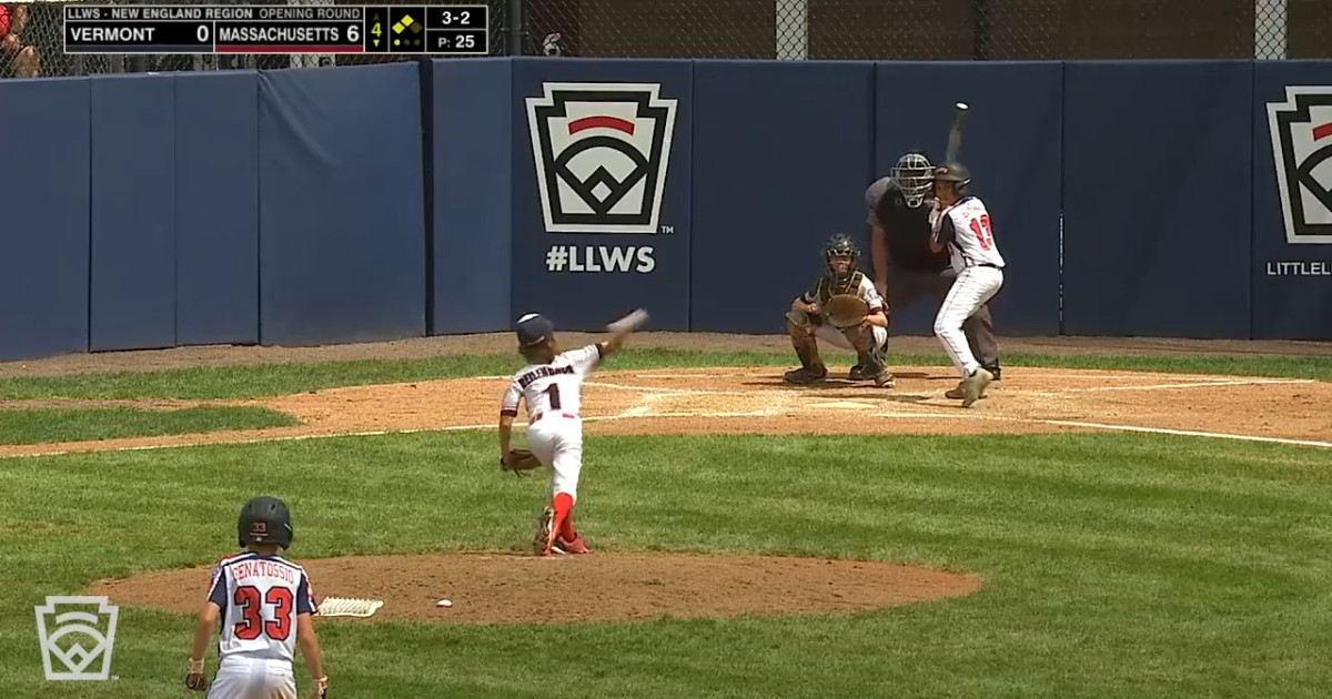 Jeremiah Gonzalez's two-run double - Little League