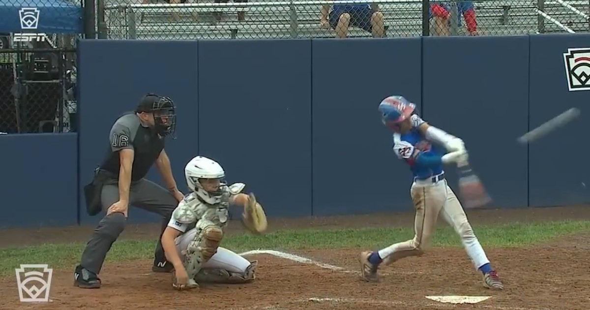 Peter Giaccio extends the lead - Little League