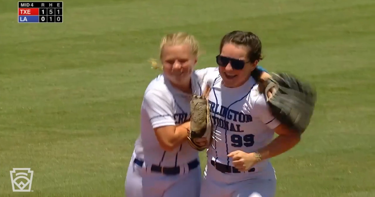 Heidi Harrison's huge double play - Little League