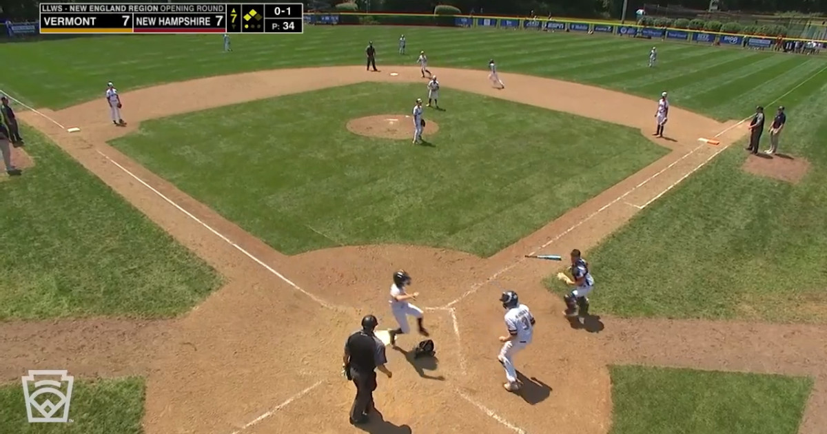 Grayson Morgan's Two-Run Single - Little League