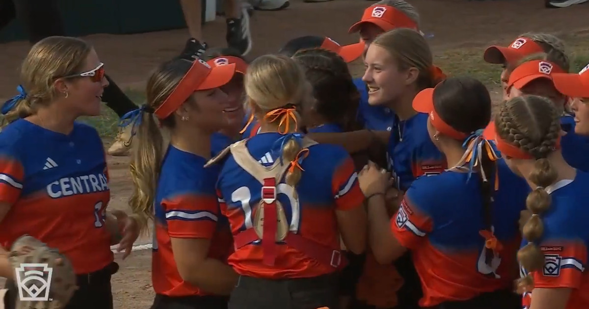 Kayla Blumenschein's final strike out - Little League