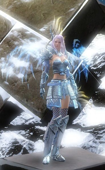 GW2 Fashion - Heavy Armor ~ now with Double Wings | Guild Wars 2