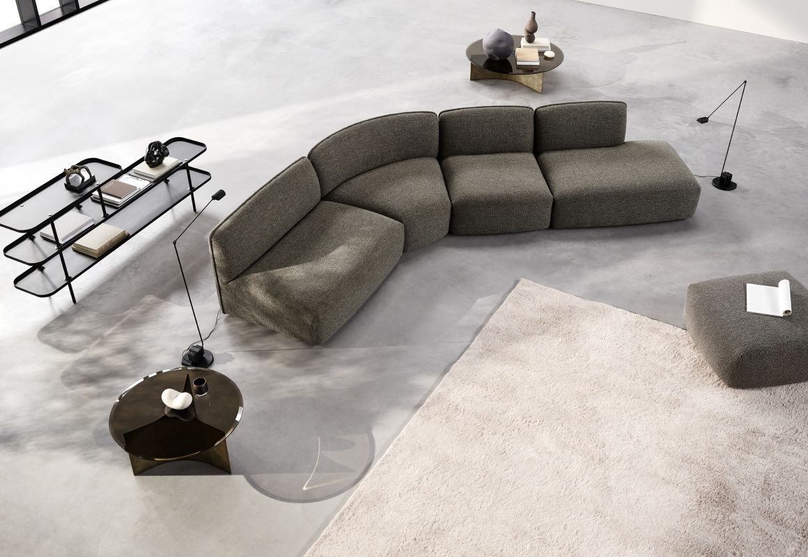 Agent 86 sofa | Loam