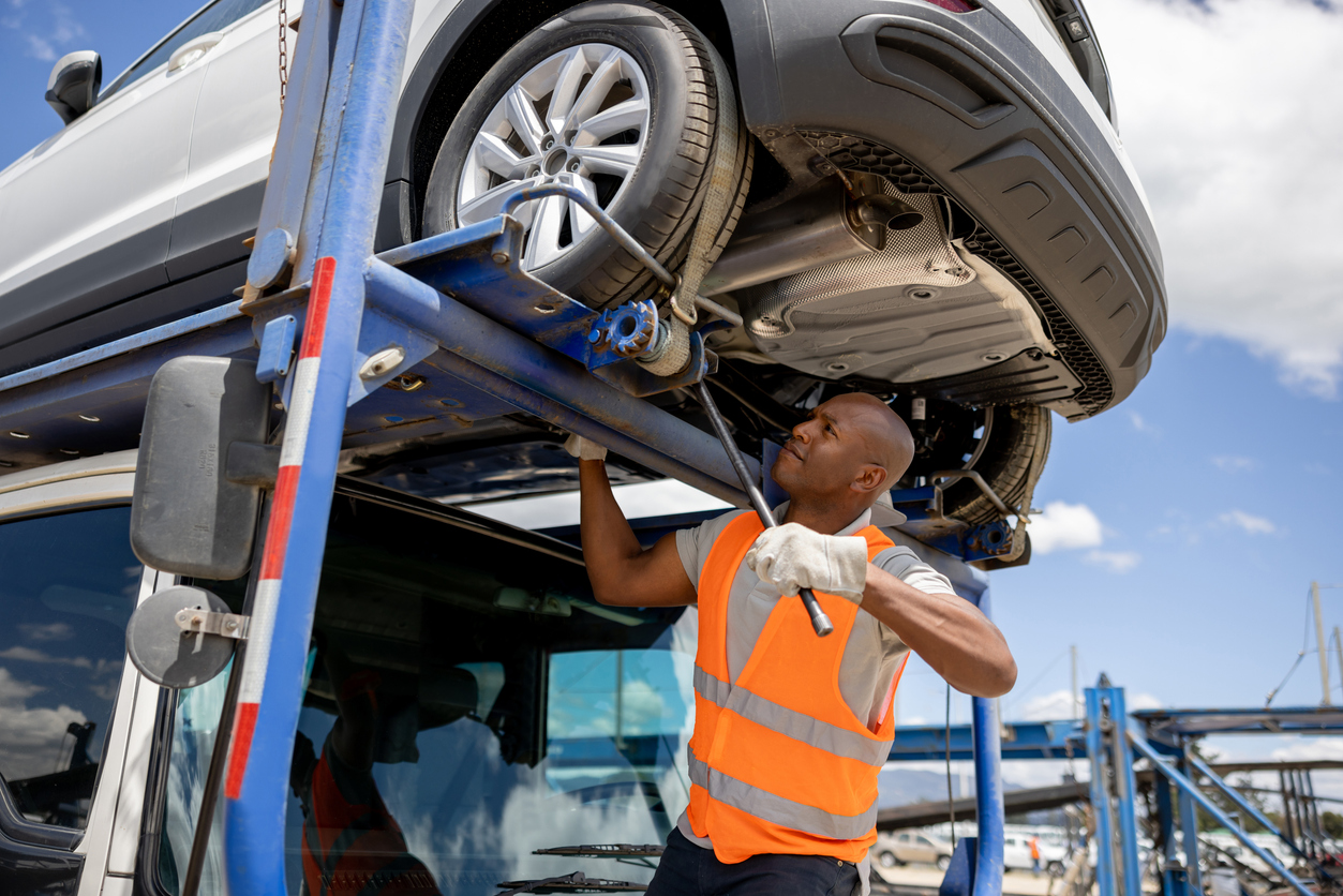 The Risks to Your Tires When Shipping a Car - LACAR