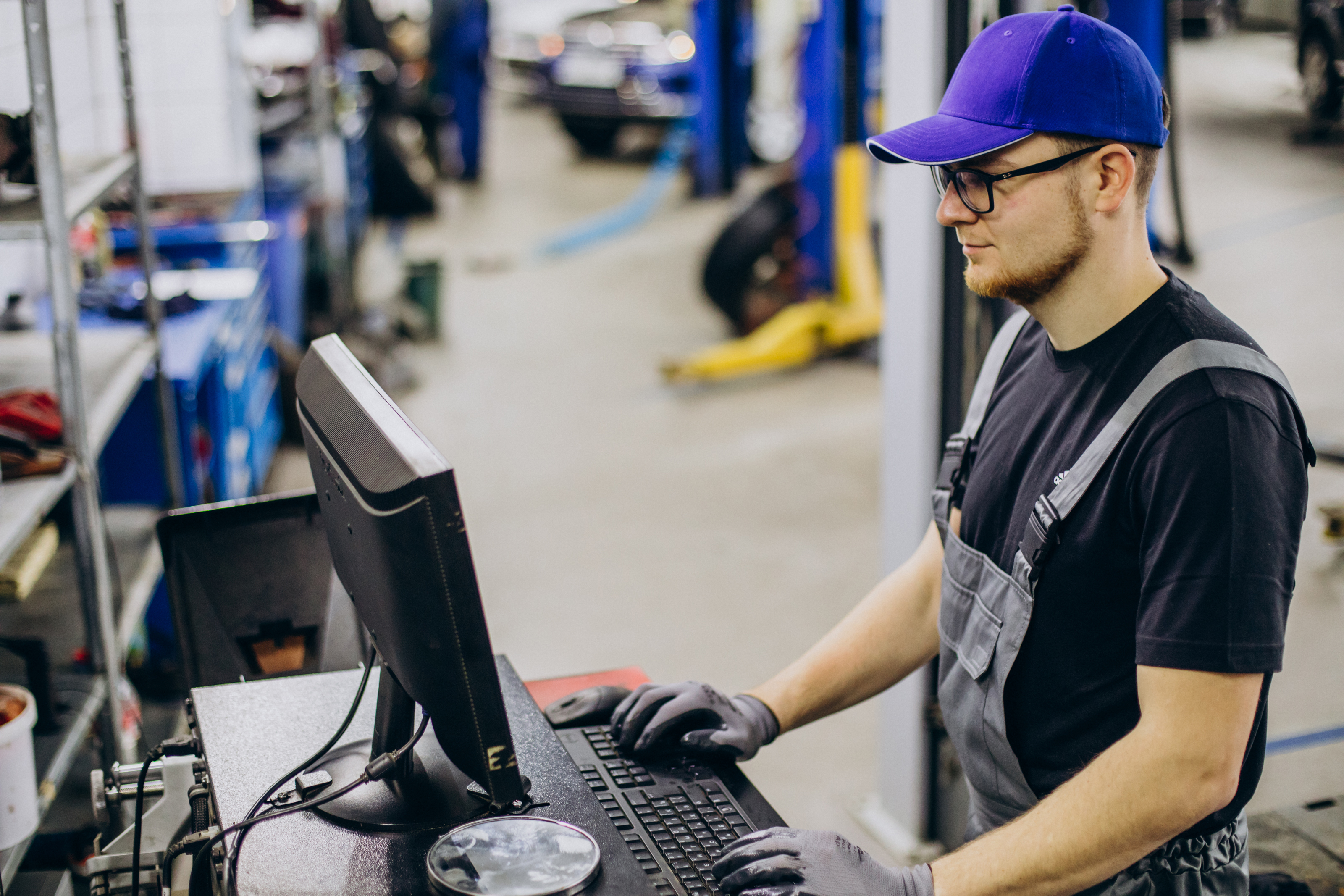 Exploring Career Paths in the Car Industry through Education - LACAR